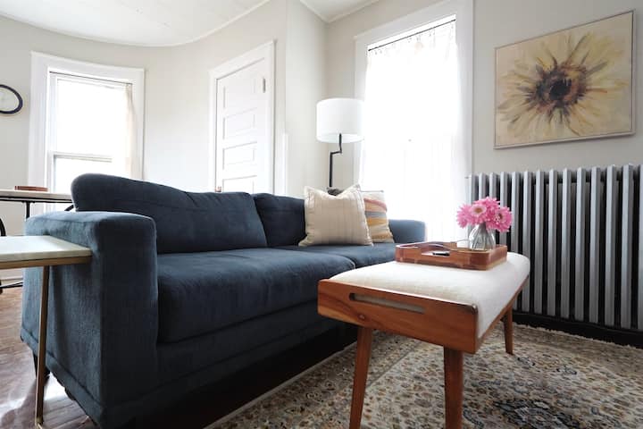 Central, Franklin Park Area | Comfortable | Clean - Bloomington, IL