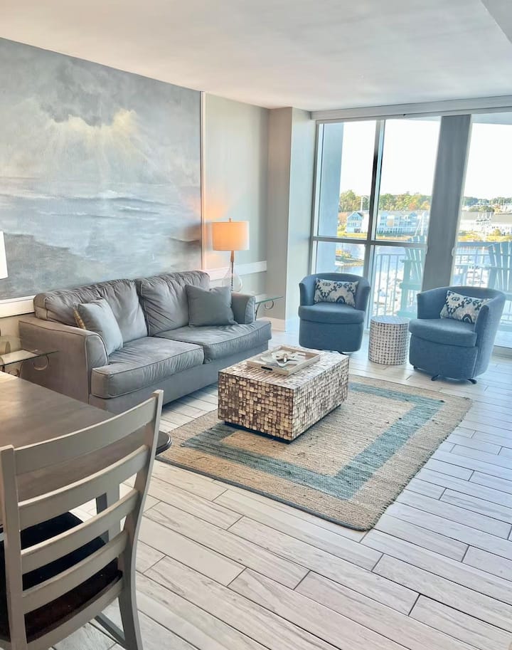 New! 3 Bedroom Condo W Marina View At Harbourgate! - North Myrtle Beach