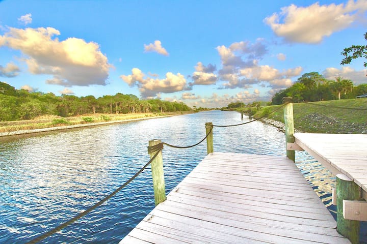 Private Dock On Canal Near Tradition - Port St. Lucie, FL