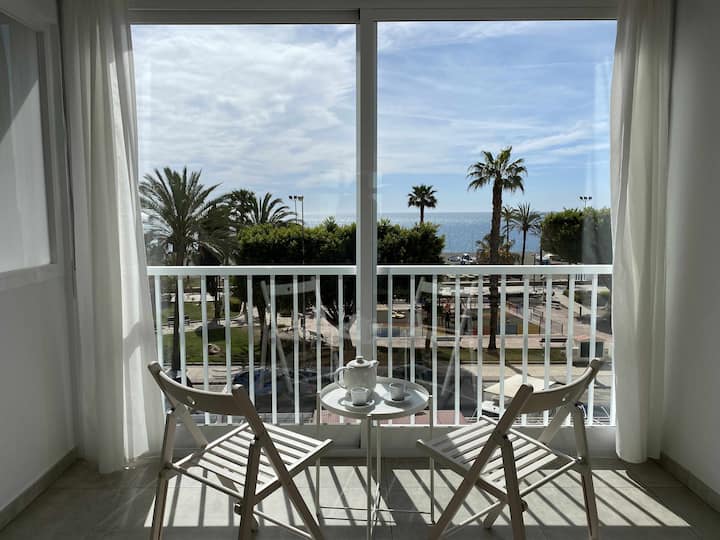 Apartamento 2 Habitaciones Frontal Al Mar 3 - Torre del Mar
