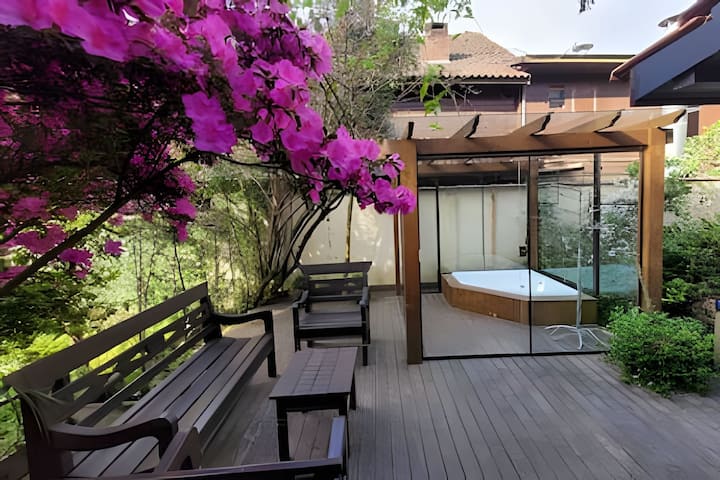 Belo Sobrado Em Gramado No Melhor Local 4 Quartos - Gramado