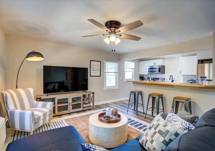 In-unit Laundry, Ac, Free Parking, Dishwasher - Madison, WI