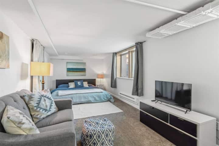 Cave Den Studio In S Minneapolis! - Nickelodeon Universe®, Bloomington