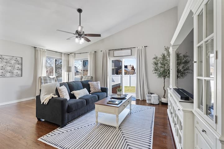 Designed For Games And Gathering - Hot Tub - Famil - Loveland, CO