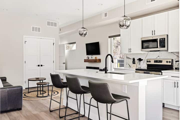 Golden Sanctuary | Luxe Apt | 1 Block From Main St - Golden, CO