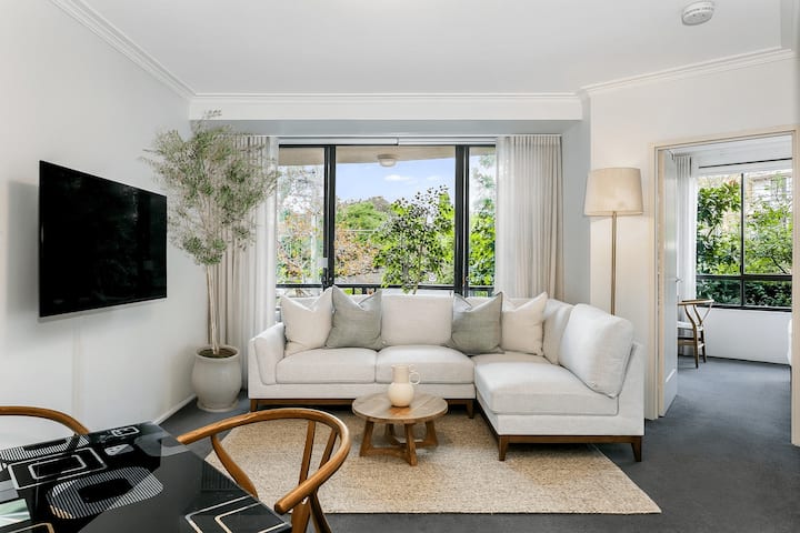 Cremorne Contemporary Charm | Laidback Living - Manly