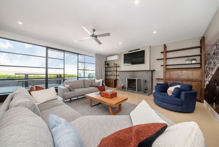 Penthouse With City Views On Chapel - St Kilda