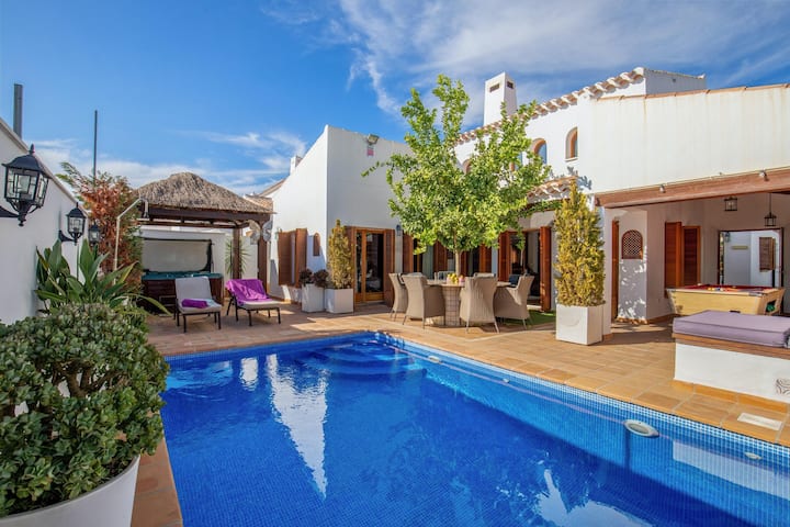 Luxurious Villa In Baños Y Mendigo, Spain - Perfec -