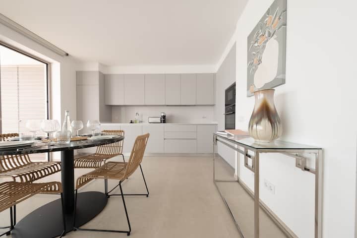 Chic Modern Apartment [120] - Lagos