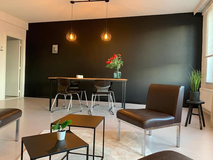 Appartement Avec Balcon Au Coeur De Herentals - Geel