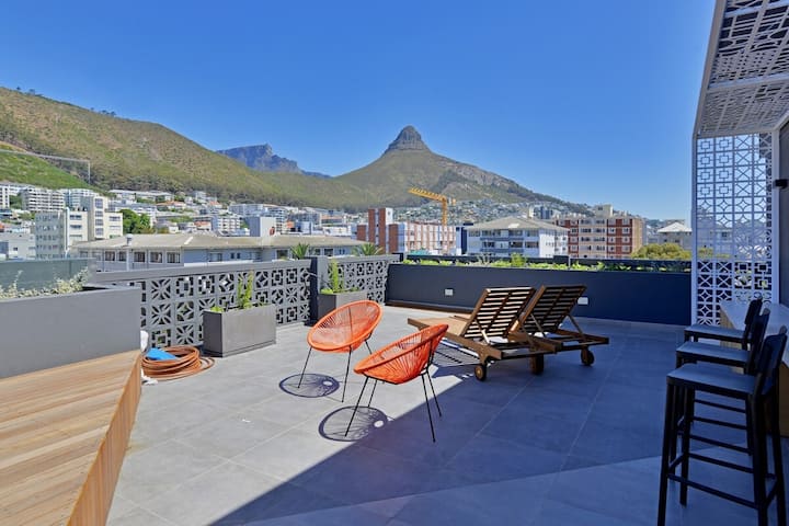 Stylish Studio Apt - Steps From Promenade - Cape Town