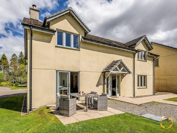 Two Bedroom Cottage On Loch Ness - Pet Friendly - Fort Augustus