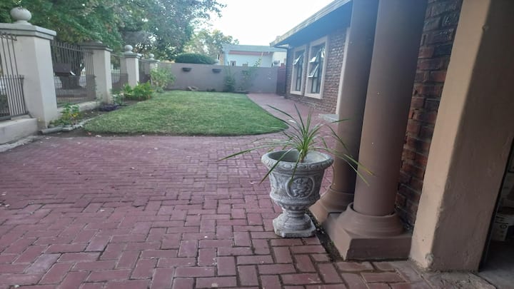 Comfort Double Room Private Bathroom - Kroonstad