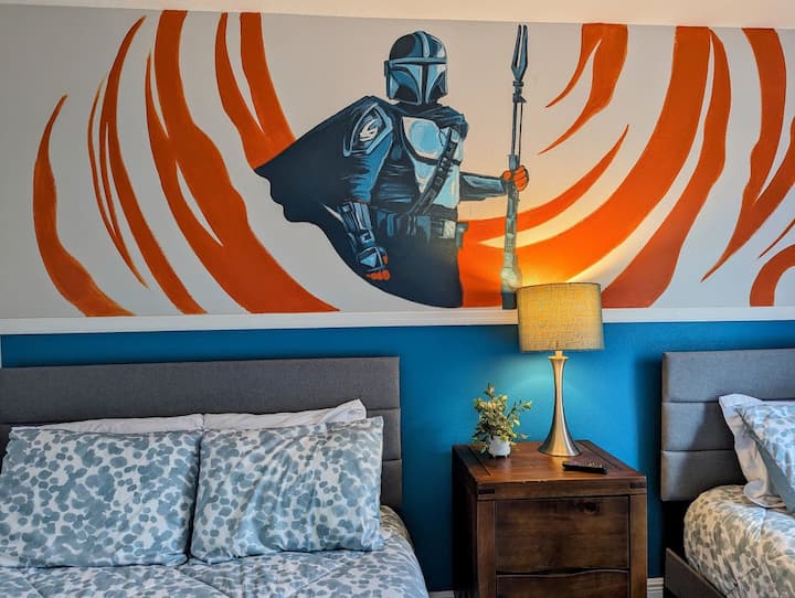 Mandalorian Retreat – Private Pool Near Disney - Kissimmee, FL