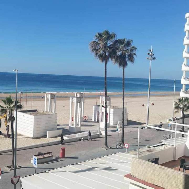 Apartamento Reformado Vista Mar - カディス