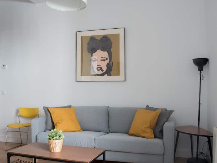 La Paz Market 4 D Madrid Salamanca Quartier - Nuevos Ministerios station - Madrid