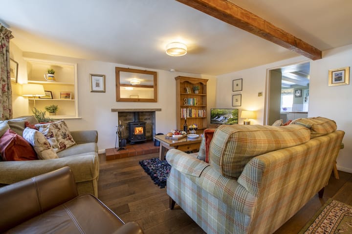 Burn Cottage - Askrigg