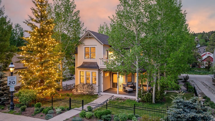 Downtown Home + Hot Tub | Lansdowne Chateau - Breckenridge, CO