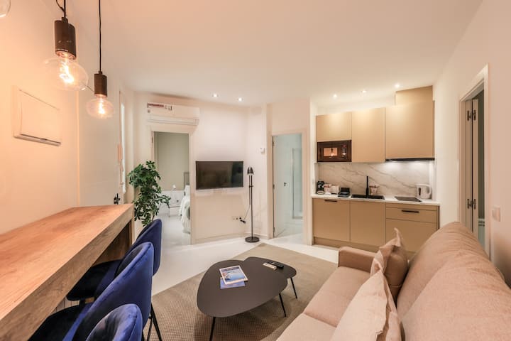 Incredible Renovated Designer Apartment 5- 3ºi-d - Madrid