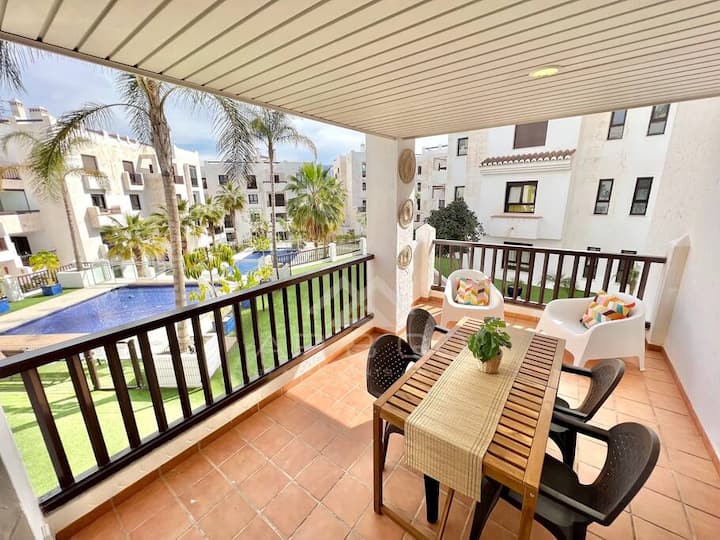 Oasis & Spa Apartment - Salobreña