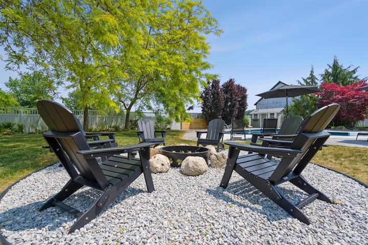 Walk To Downtown  Wine Route Retreat W/ Pool - Kingsville