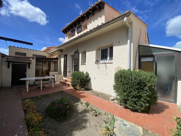 Maison Atypique 8 Personnes - C 345 - Canet-en-Roussillon