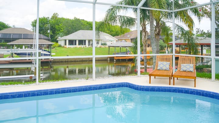 Palmcoast Waterfront Retreat Pool Spa Kayak Evchar - Palm Coast, FL
