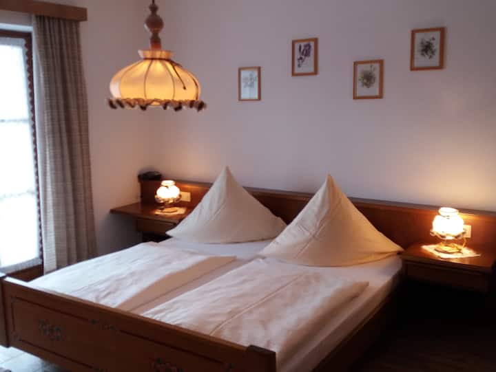 Ferienwohnung Obersalzberg Für 3 Personen, 48 M² - Inzell