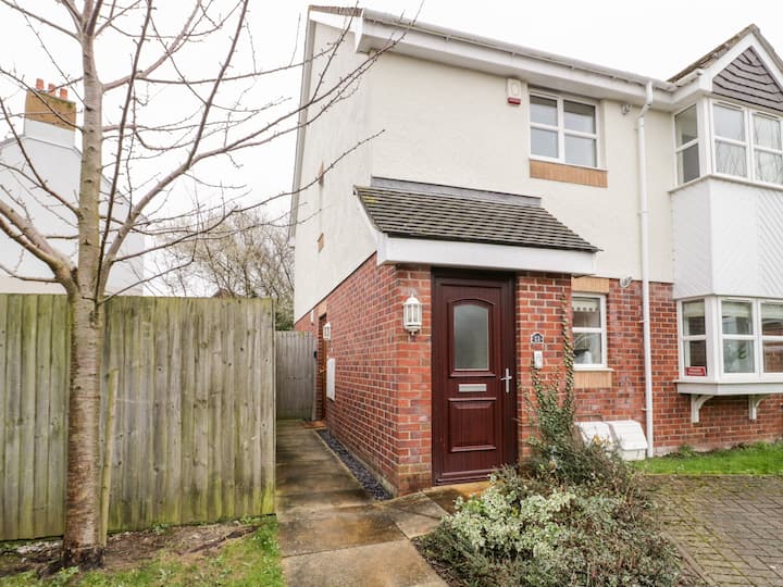 10 The Orchard - Rhos on Sea
