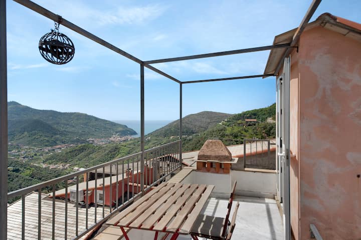 Gina's House - Vernazza