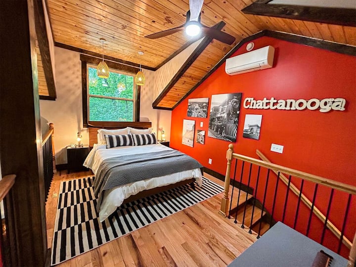 The Trackside Depot, Hot Tub And Private Patio - Chattanooga, TN