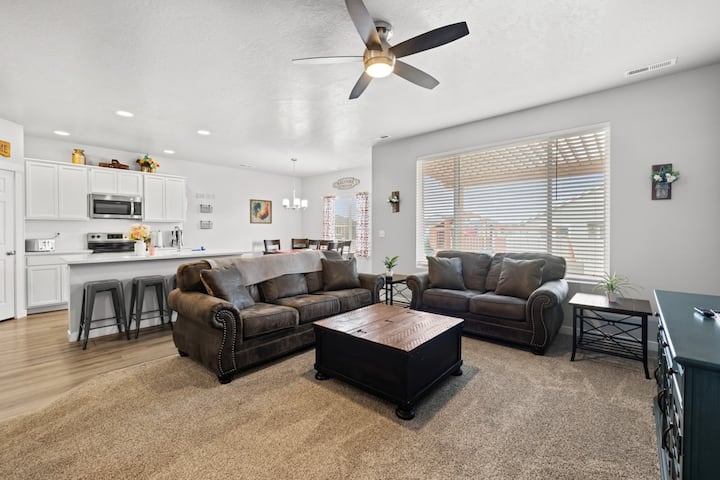 Playset- Family Friendly- Sleeps 10- Bbq - Caldwell, ID