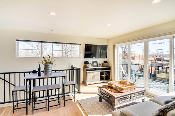 Modern Erie Home - Walk To Downtown! - Erie, CO