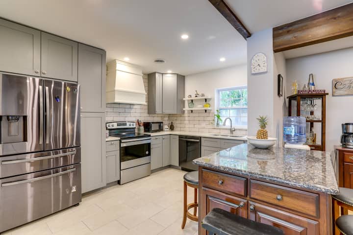 Charming Home W/ Yard ~ 5 Mi To Clearwater Beach! - 清水市