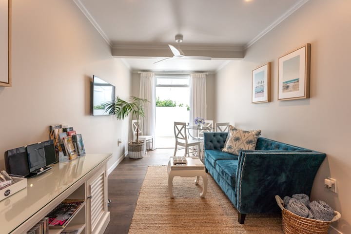 Hampton Court Palm And Bay Guest Rooms - 와이헤케 섬