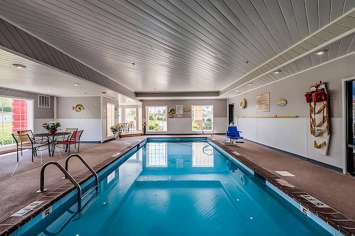 Indulge In Amazing Views! W/ Free Breakfast, Pool! - Lexington, KY