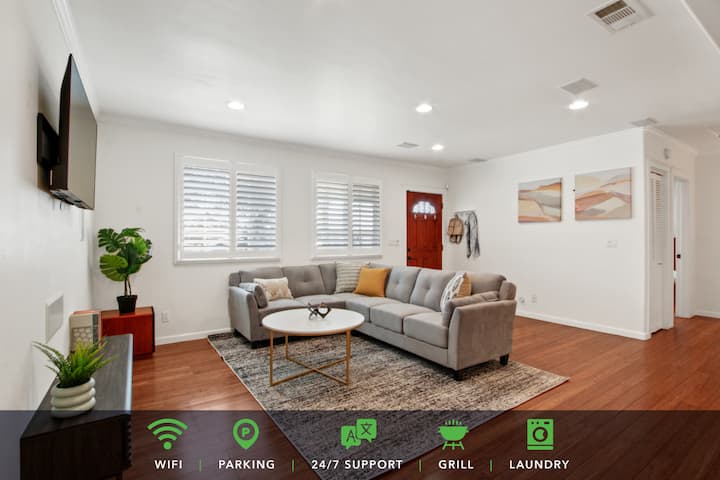 Sunlit Soiree Hideaway • Bbq - Covina, CA