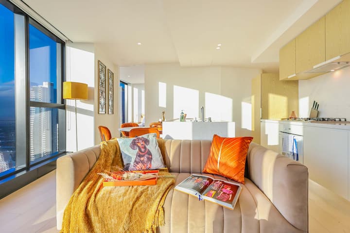 Live Above Level 50(2bed &2bath) - Melbourne
