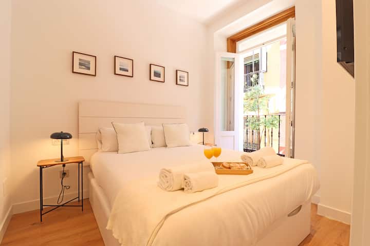Reina Sofia Suite I - Madrid