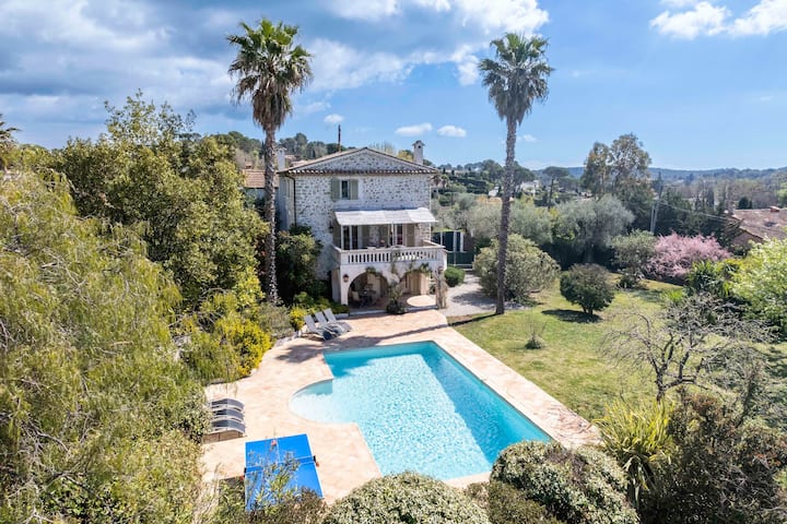 Villa Mougins - The Charmiest House Around - Mougins