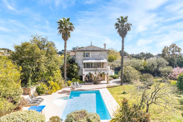 Villa Mougins - The Charmiest House Around - Mougins