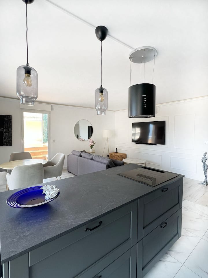 Penthouse Mc & Sea View -Parking - Monaco