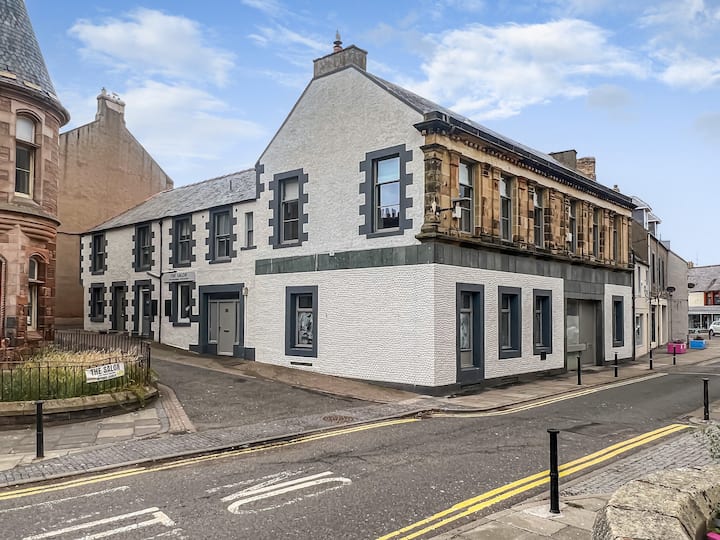 The Embassy - Eyemouth