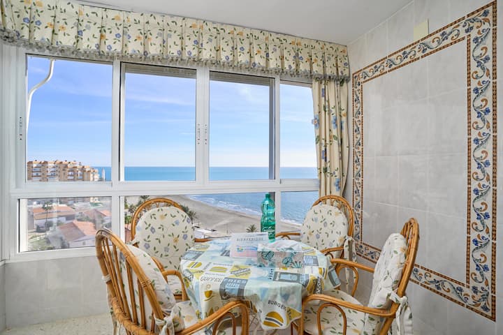 Frontline Beautiful Studio A48 - Torrox-Costa