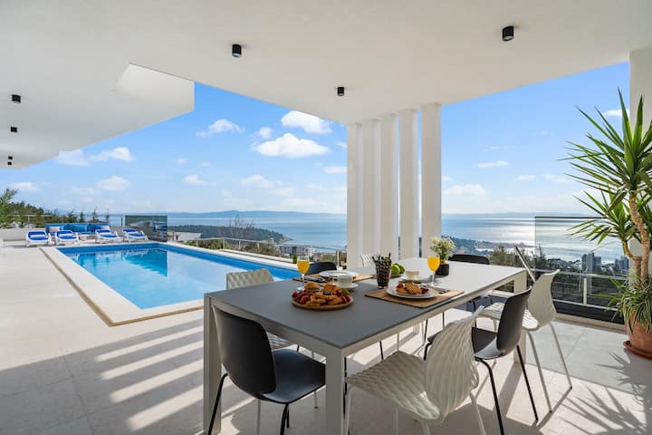 Luxury Villa Sagnia, 4 En-suite Bedrooms - Makarska