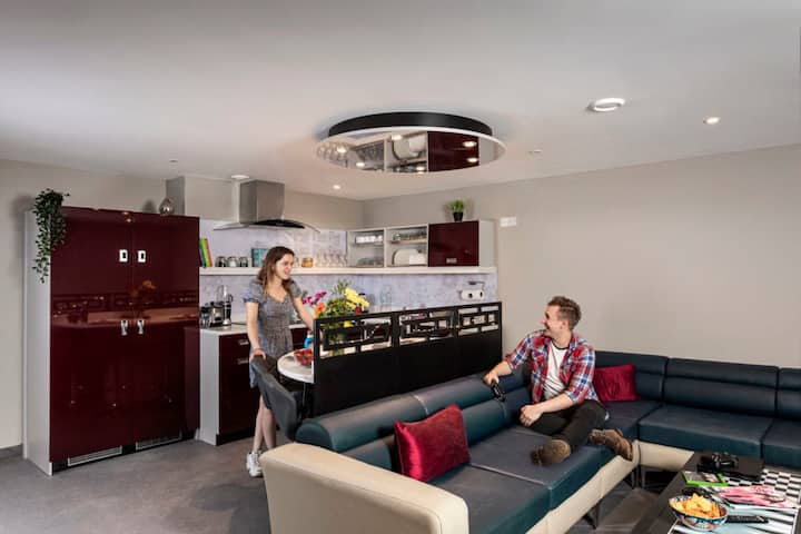 Student Ensuite Room With Shared Kitchen - Exeter