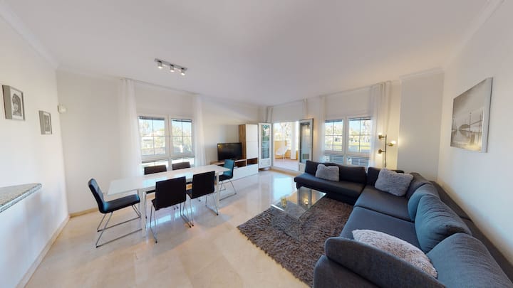 Pitch By On Travel - Oliva