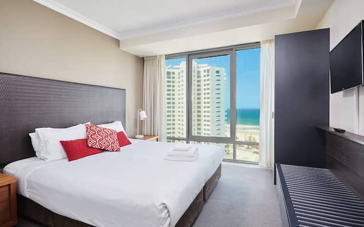 Beach View With King Bed Studio In Gold Coast - Gold Coast
