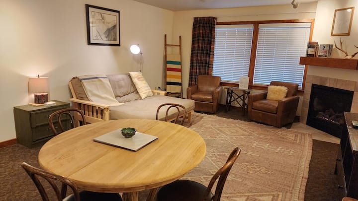 Comfortable Condo With Valley Views - Whitefish, MT