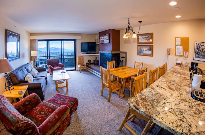 Nicely Furnished Condo With Valley Views - ホワイトフィッシュ, MT